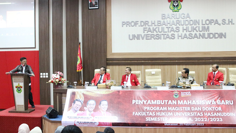 FAKULTAS HUKUM UNHAS GELAR PENYAMBUTAN MAHASISWA BARU PROGRAM MAGISTER DAN DOKTOR TAHUN 2023